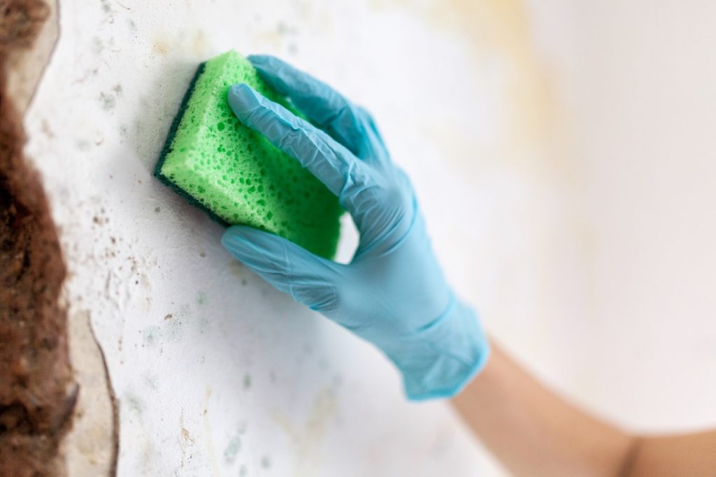 6 Negative Effects of Leaky Pipes 6 Negative Effects of Leaky Pipes